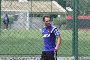 Rodrigo Mancha volta a sentir lesão na coxa e tem retorno adiado por ...