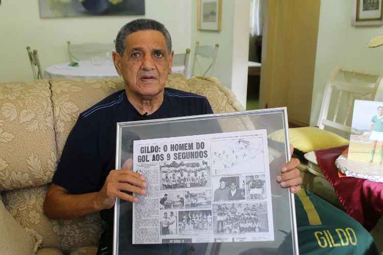 Faleceu Gildo, ex-Santa Cruz que marcou um dos gols mais rápidos do ...
