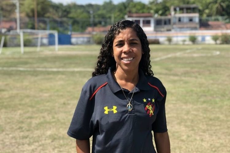 Treinadora do futebol feminino do Sport detalha rotina da categoria ...