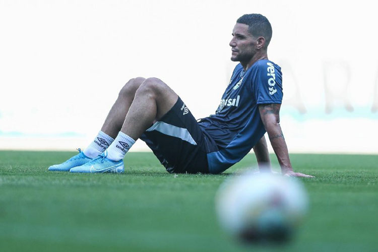 Análise: O turbulento 2020 de Thiago Neves no Grêmio e a adaptação ao ...